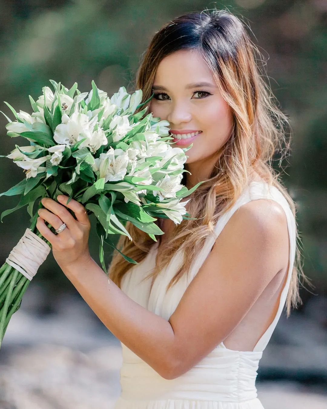 Vietnamese Brides - Find a Mail Order Bride From Vietnam Online